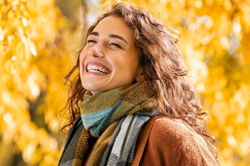 8 Golden Habits Of Happy Women You'll Love