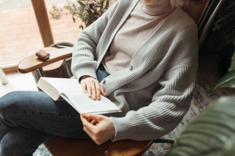 How To Create A Cozy Winter Morning Routine - 9 Enchanting Tips