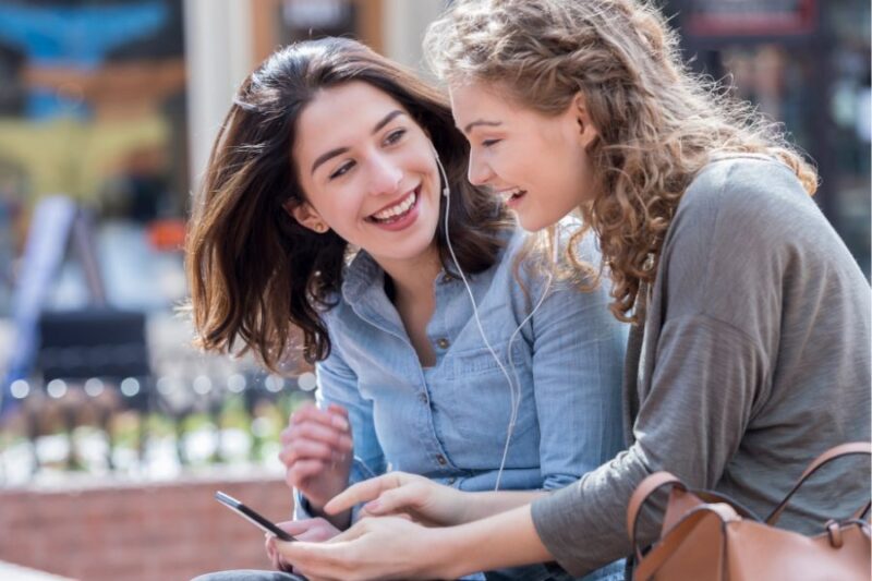 11 Authentic Ways To Be A More Fun Person To Be Around