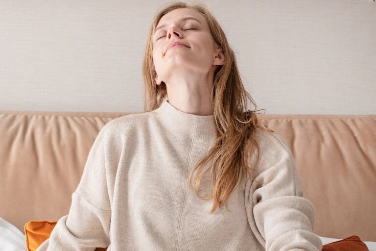 How To Connect With Yourself: 14 Ways To Build Inner Connection