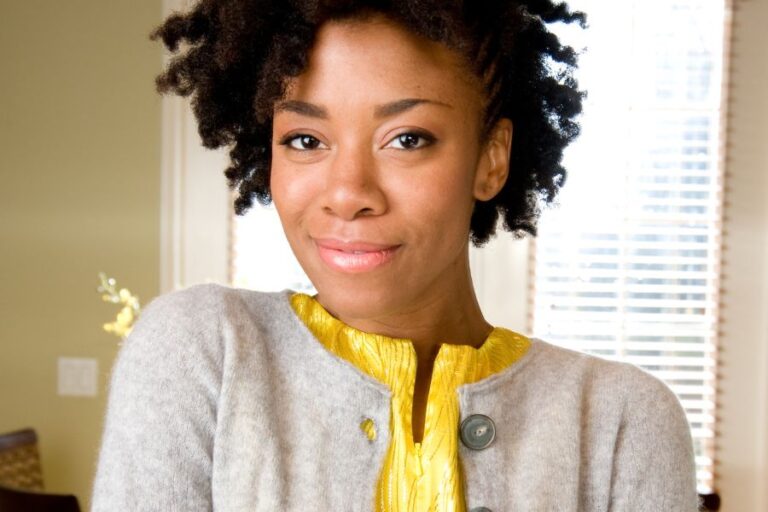 12 Powerful Ways To Stop Seeking Validation From Others